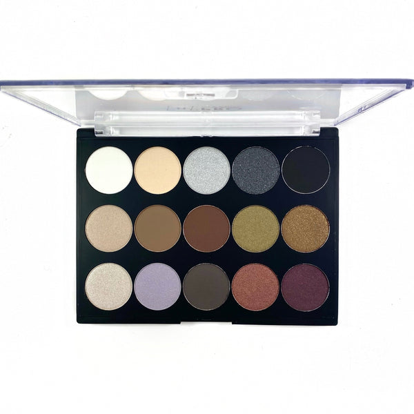 FnF PRO- 15 Shade Eyeshadow Palette - www.funknfrost.com